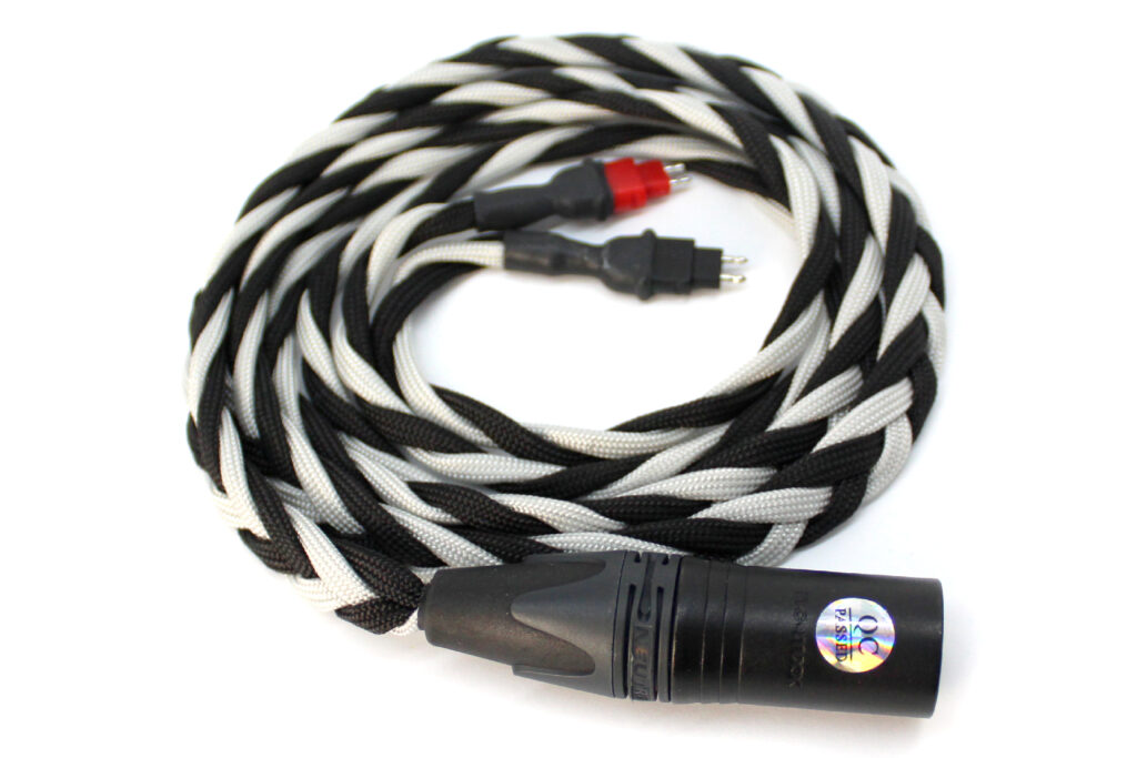 Ultra-low capacitance cable with balanced connection for headphones ...