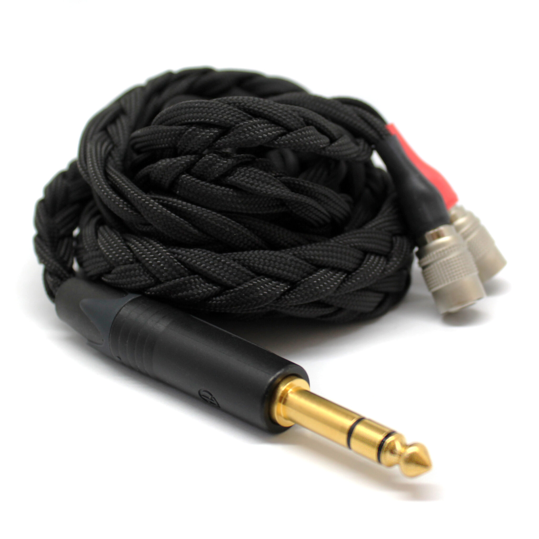 Ultra-low capacitance cable with extended slim 3.5mm jacks ...